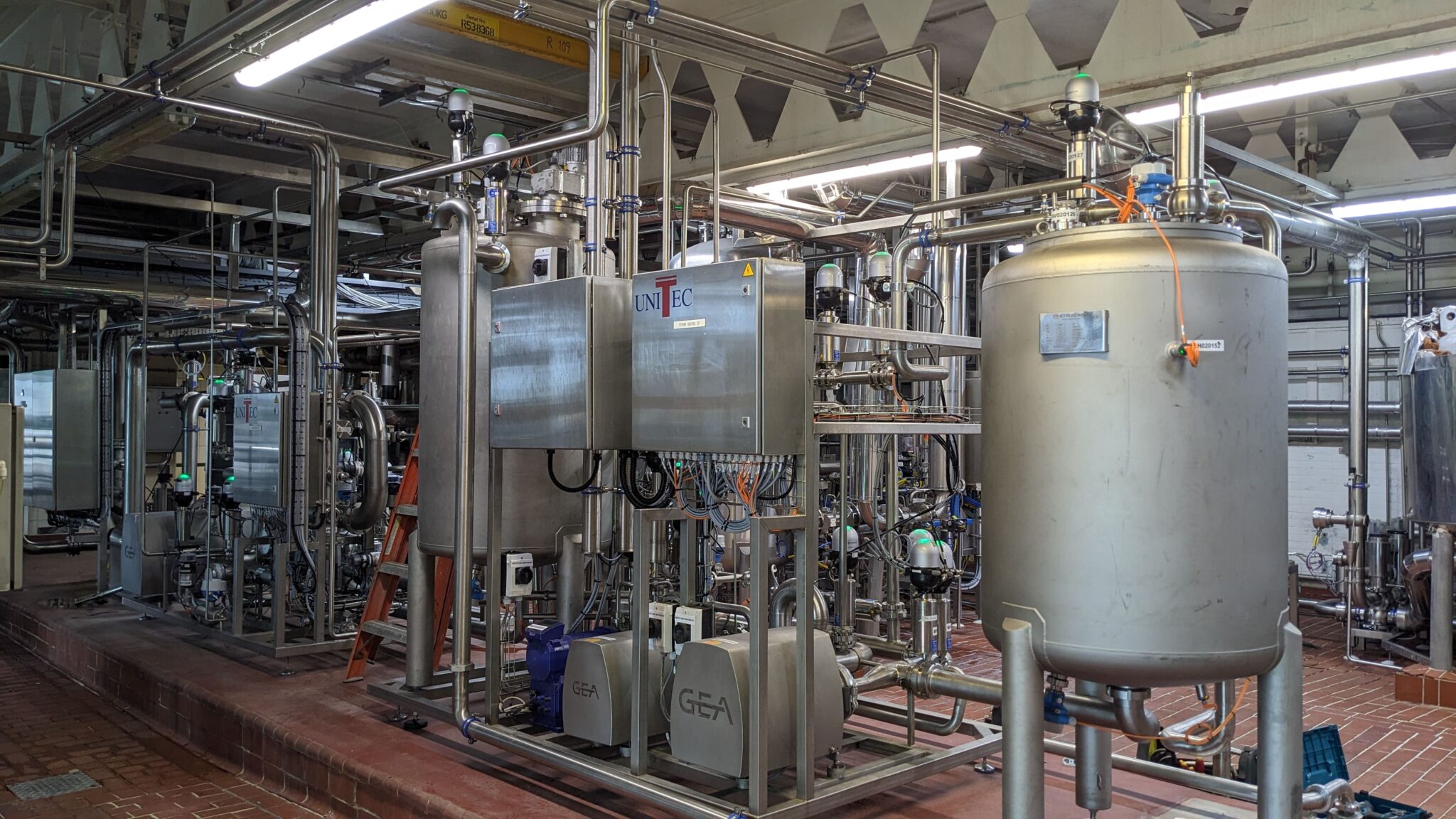 APS Ltd - Bespoke Engineering Solutions